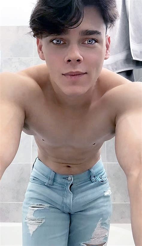 Bulges And Open Flies Photo 9