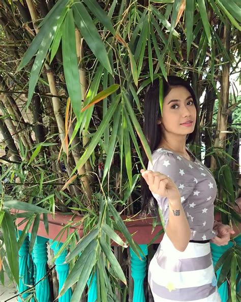 Thinzar Wint Kyaw Beautiful Photos Collection November