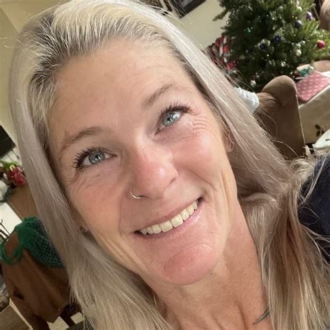 Debbie Schocks Instagram Twitter And Facebook On Idcrawl