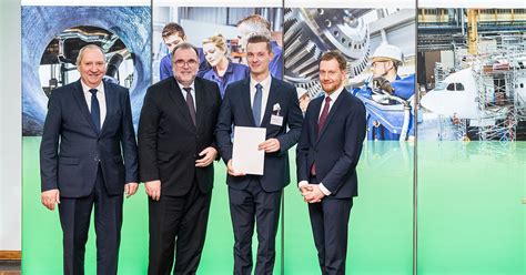 Schubert Prize Awarded For Deep Sea Sampling Team Member Deep Sea