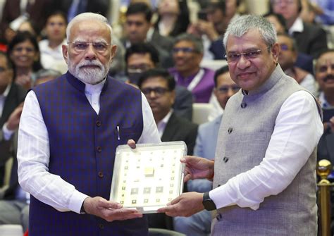 Vikram 3201 Microprocessor Indias First Indigenous 32 Bit Chip Unveiled At Semicon India 2025