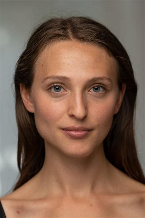 Alice Bieris Instagram Twitter And Facebook On Idcrawl