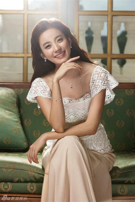 Abeetha Diyani Wallpapers