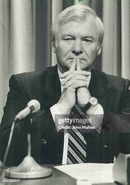 William Davis Journalist Photos And Premium High Res Pictures Getty Images