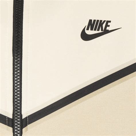 Nike Tech Fleece 3rd Gen No Sauce The Plug