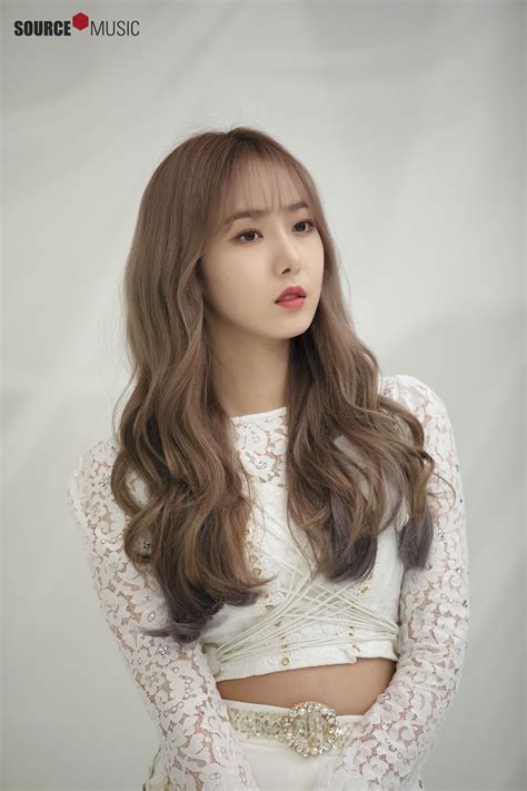 ปักพินในบอร์ด Gfriend