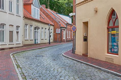 Best Driveway Camera Solutions Safeguard Your Space