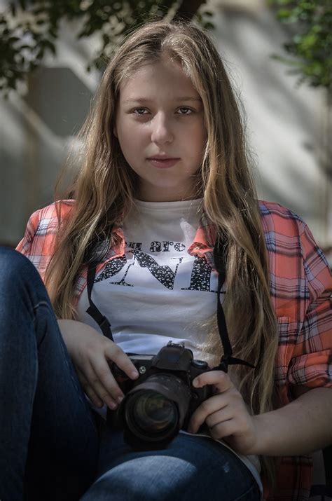 Portrait Of A Young Girl Portrait Of A Young Teen Girl In Flickr