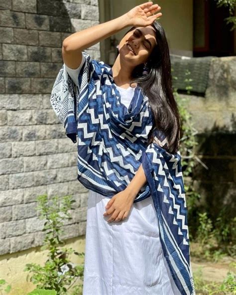 Pavithra Janani Aka Pavitra Janani Photos Stills And Images