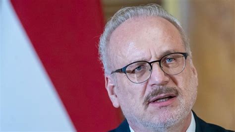 Egils Levits Europa Muss Militärisch Auf Eigenen Beinen Stehen