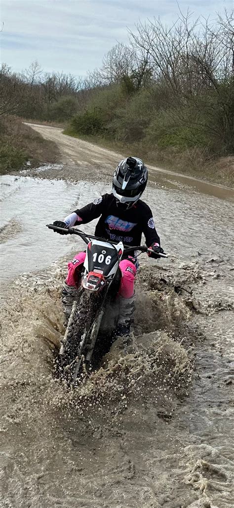 Sara Brewer Go Fast Girls