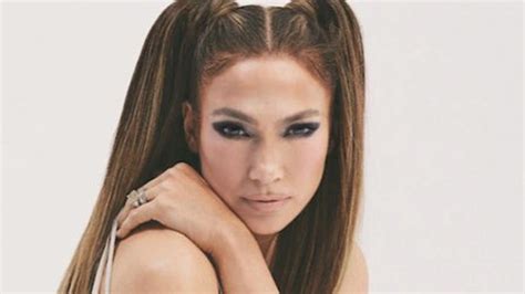 Sexi Zábery Jennifer Lopez Odfotená Iba V Topánkach