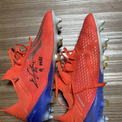 Get 아디다스 엑스 181 인천 골키퍼 이태희선수 실착 친필 사인 축구화 On Bunjang Boost Your K Goods Collection