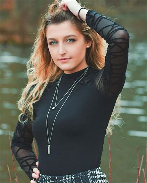 Erika Johnson Pictures Hotness Rating Unrated