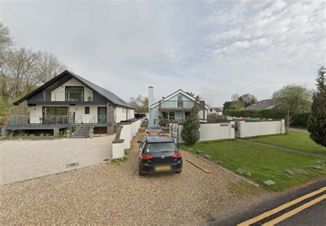 Free Property Report Downstream Towpath Shepperton Tw17 9ll Chimnie