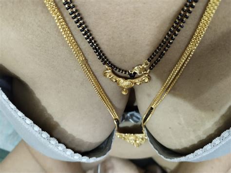 享受印度德西风格的热辣阴户乳头胸部 第2部分 Xhamster