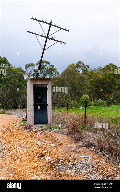 Disused Old Electricity Power Pole And Old Tin Shed Cobblers Pool