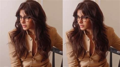 హాలీవుడ్ చిత్రానికి సైన్ చేసిన సమంత అంతకంతకూ పెరుగుతున్న రేంజ్ Samantha Signs A Hollywood