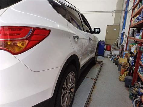 싼타페dm 차 문이 잠겨서 열리지 않음 싼타페 자동차 문이 안에서와 밖에서 모두 열리지 않는 고장 수리차 문 잠금장치 도어록 고장 수리 차 문이 안쪽과 바깥쪽에서 안