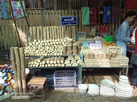 မေသီ ရှင်မတောင်သနပ်ခါး