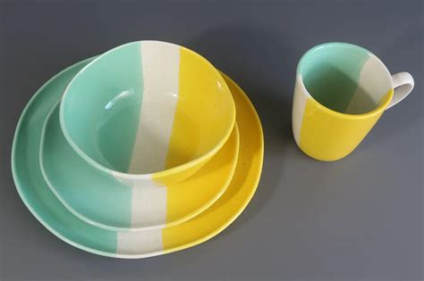3 Colors Stoneware Dinnerware
