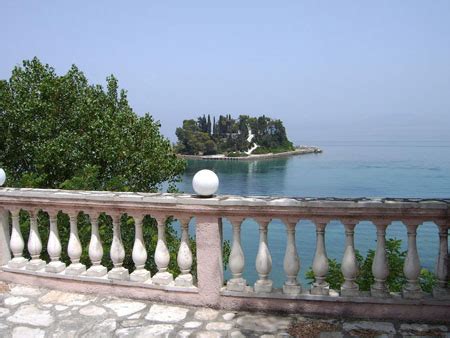 Souris D Hotel Movies Dvdrip Gunblogs