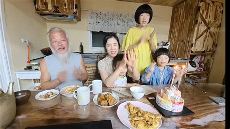 우리 딸들 생일파티아이스크림케잌동태전 Youtube