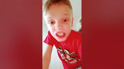 милиционеры против врача Youtube