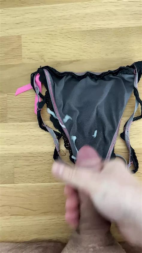 Quick Cumshot On Pantys Xhamster