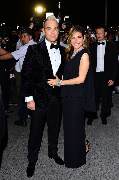 Robbie Williams Debuts New Pepe Le Pew Hairdo At Cannes Highland