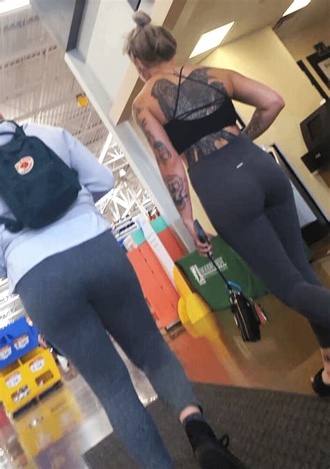Tight Ass In Spandex With Back Tattoo Spandex Leggings And Yoga Pants