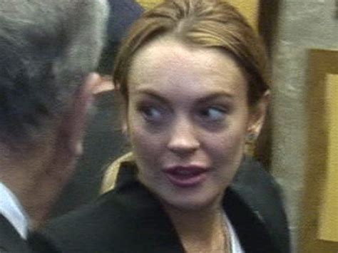 Lindsay Lohan Drinking 2 Liters Of Vodka