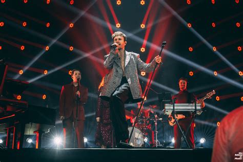 Vaidas Baumila Ruošia Dovaną Gerbėjams „nėra Nieko Simboliškiau Žmonėslt