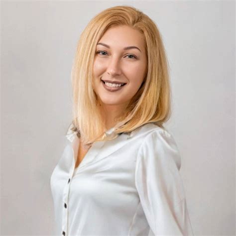 Валентина Етіна