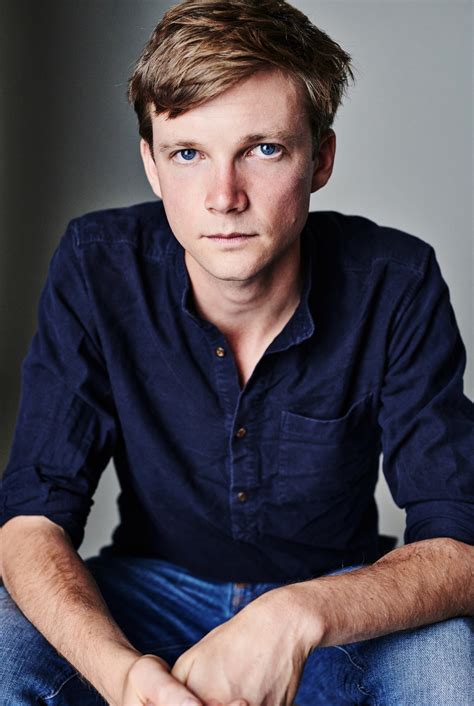 Rob Callender Moreyoga