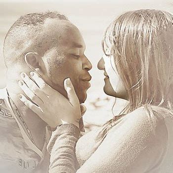 Sexting Messages To Send To Your Babefriend Drive Him Wild