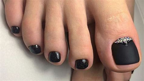 20 Cute And Easy Toenail Designs Flawlessend