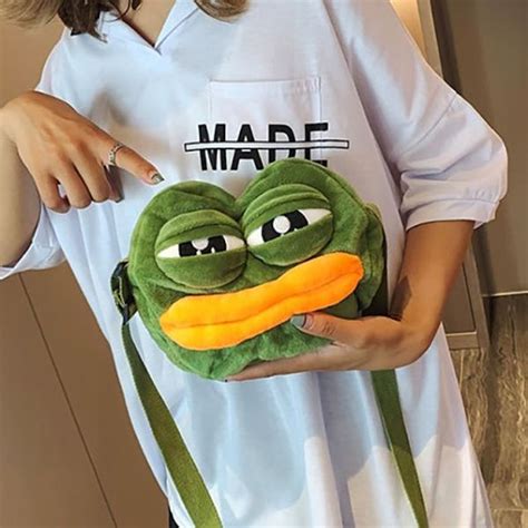 귀여운 페페 슬픈 개구리 크로스백 Ssgcom