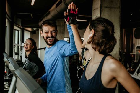 Gym Crush Guide Master Flirting Approach And Attraction