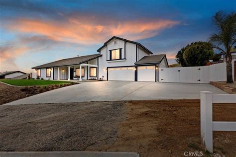 2351 Red Cloud Ct Norco Ca 92860 See Est Value Schools And More