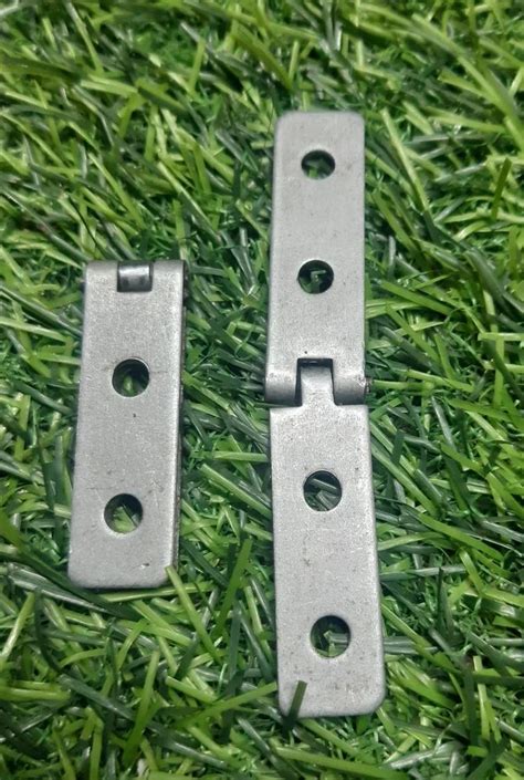 13 Mm Hinges Silver At Best Price In Aligarh Id 2853285180988