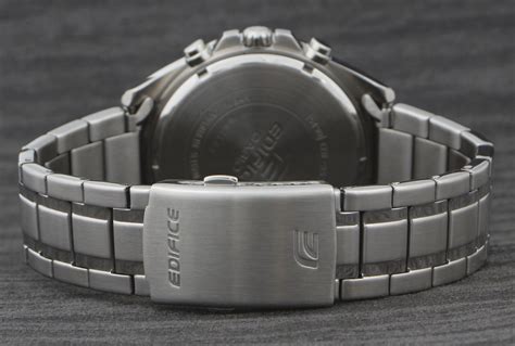 Casio Edifice EFR-552D-1AVUEF | Hodinky-365.com