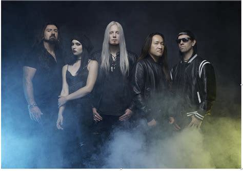 Dragonforce Doomsday Party Im Videoclip Rockhard