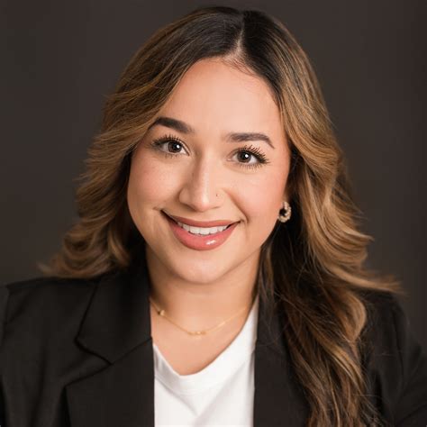 Vanessa Coello Pace Fl Real Estate Associate Remax Select Partners
