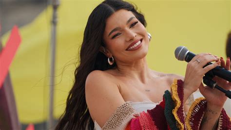 Lary LanÇa Primeira Parte De Seu Novo Projeto Com Calor Lary On Replay