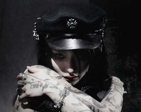 Yeule Evangelic Girl Is A Gun Review A Special Kind Of Chaos