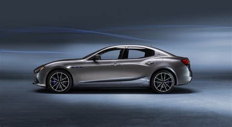 Maserati Ghibli Hybrid 2021 Review The Four Cylinder Engine Drives