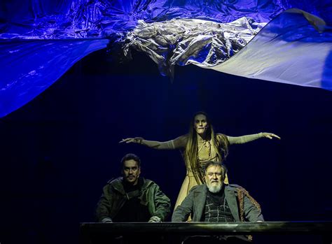 Mutações Inebria E Transforma Festival De Curitiba Com Luís Melo Andréia Nhur E Alex Bartelli