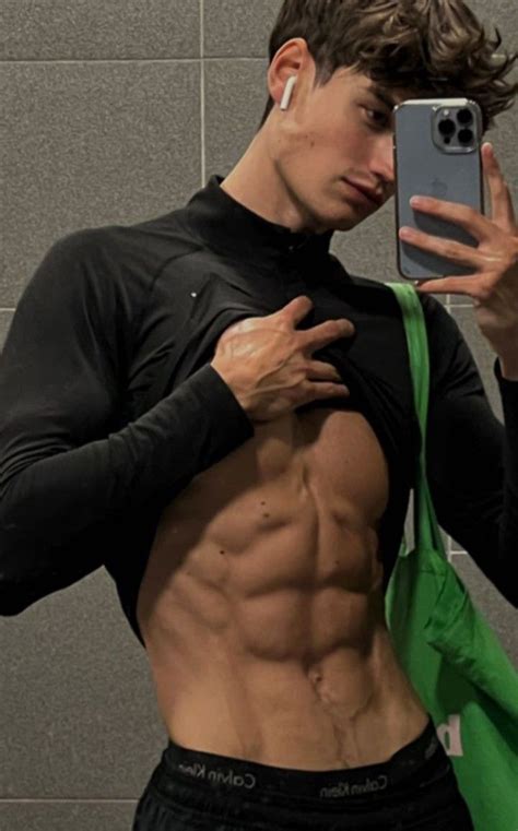 Handsome Italian Men Handsome Men Fitness Goals Fitness Motivation