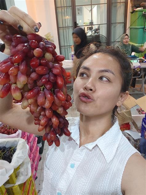 Yui Thaniya Yui Thaniya Added A New Photo